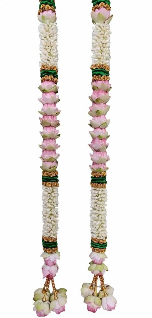 Traditional Indian Flower Garlands: Infusing Beauty and Tradition into ...